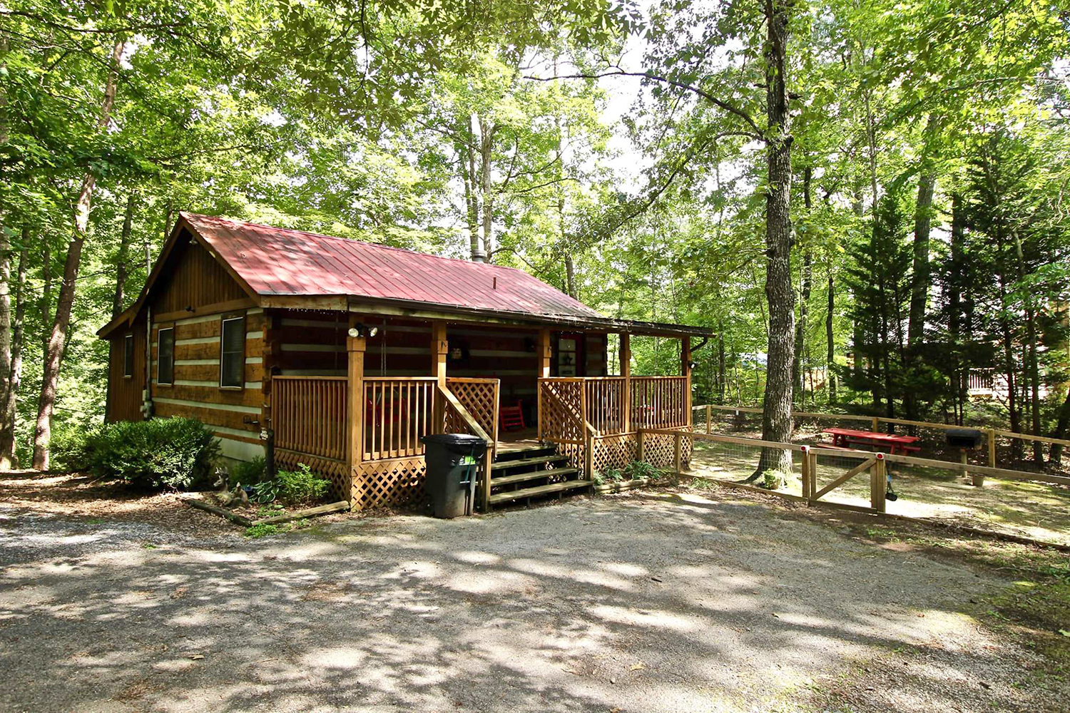 Pet-Friendly Cabin w/ Fenced Yard | Hapey Cabin Rentals