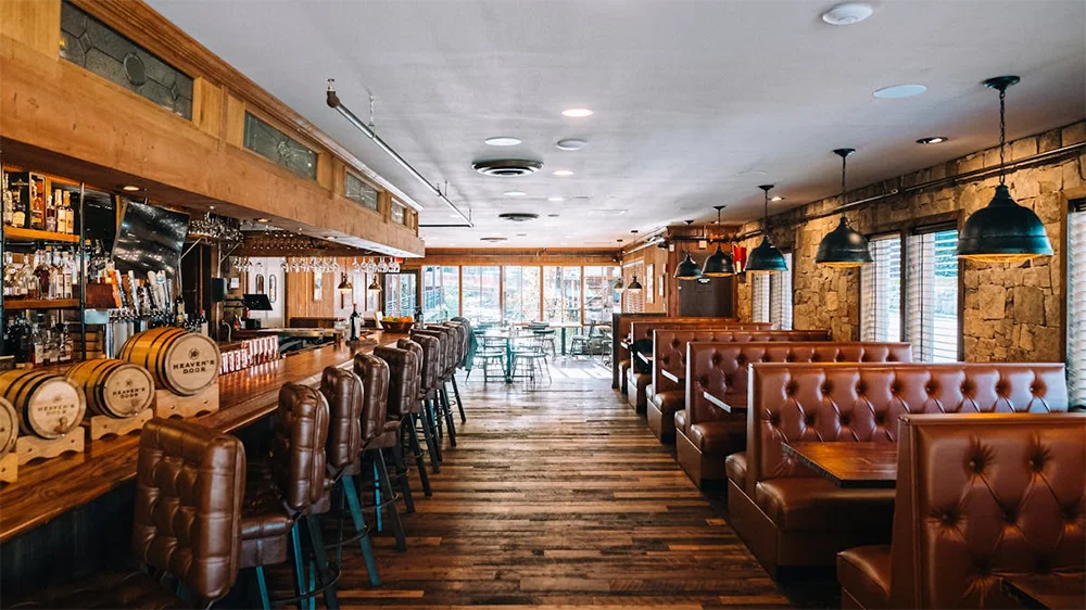 Howard’s Restaurant in Gatlinburg: A Historic Steakhouse by the Creek